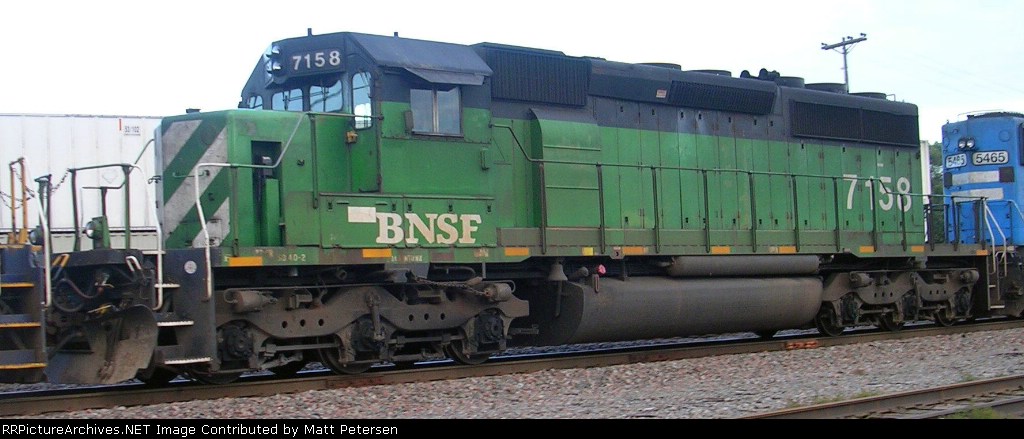 BNSF 7158